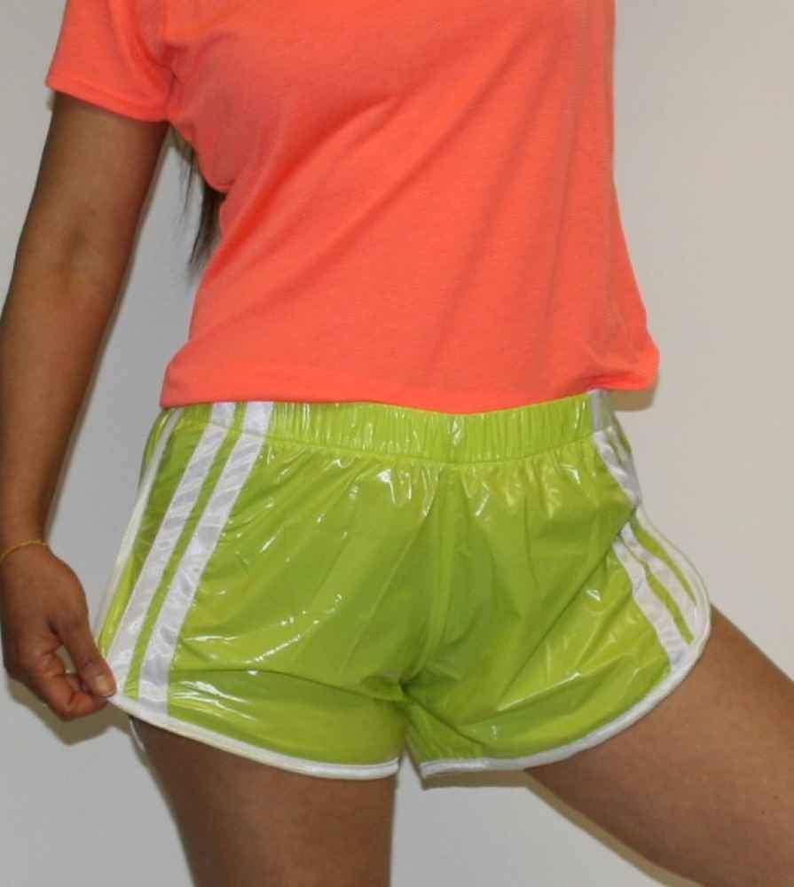 PVC Shiny Nylon Shorts Hot Pants green - in stock – Plastikwäsche zum ...